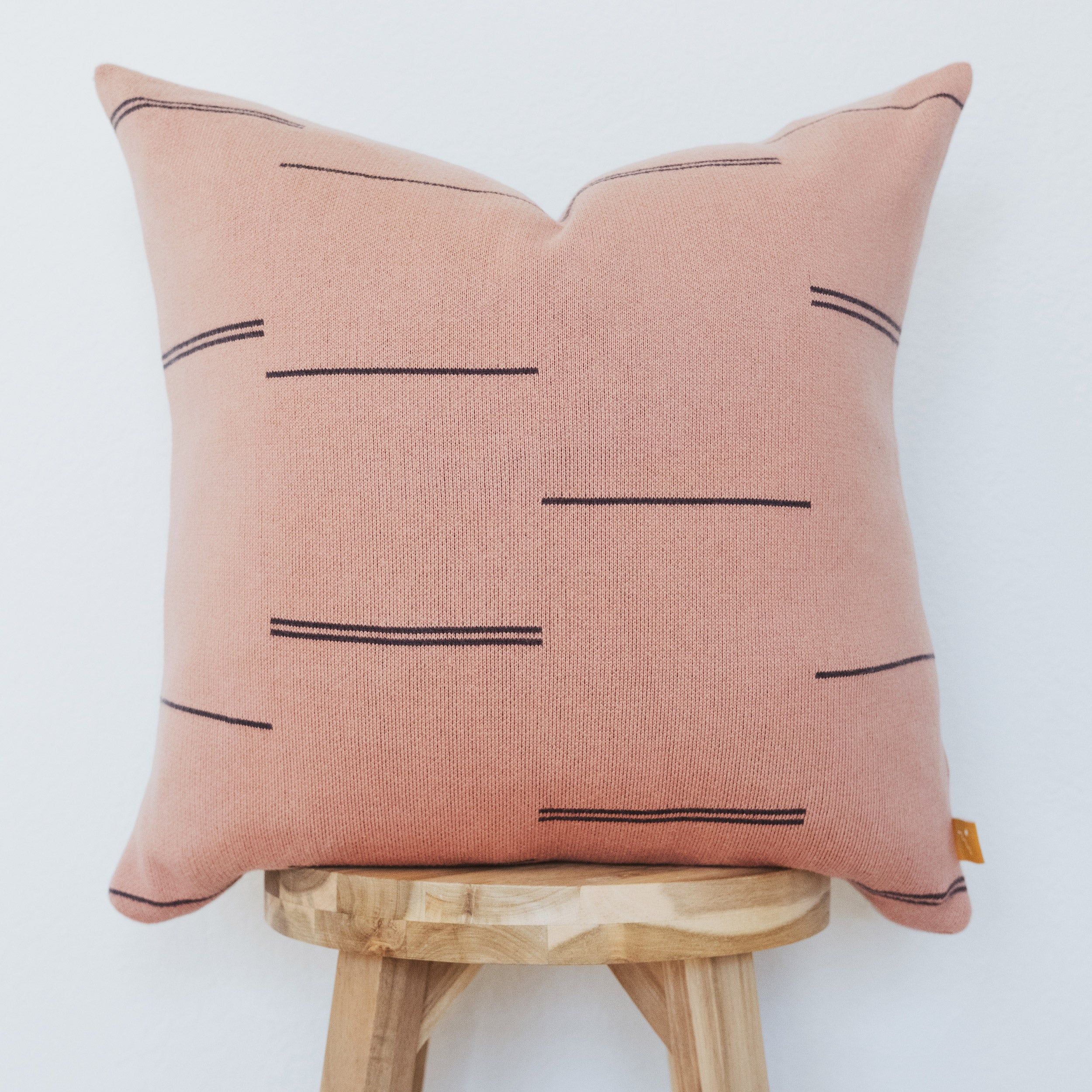 Thin Dash Line Pillow Cover – Lumi Living